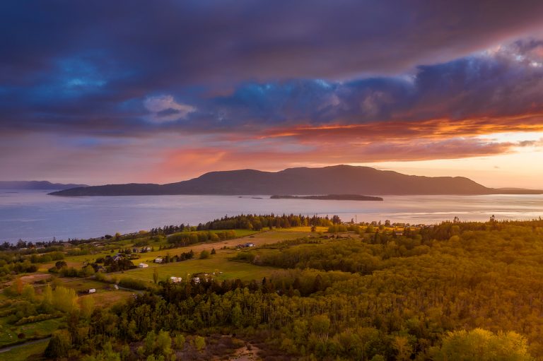 7 Best Outdoor Things To Do During Fall In Washington State