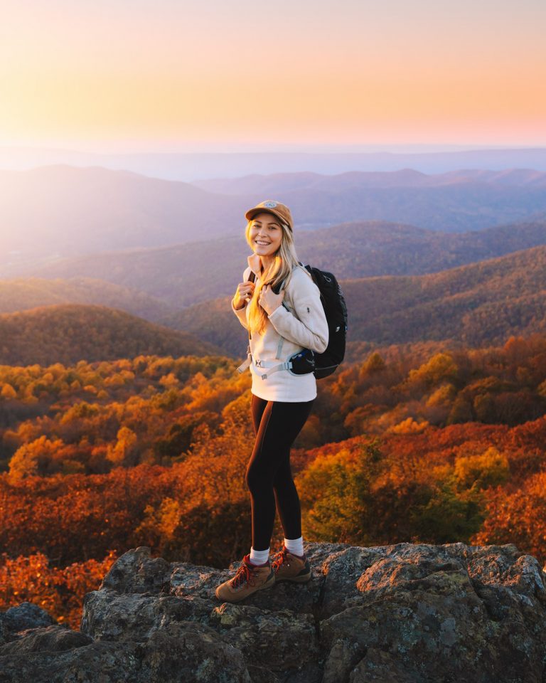 What To Wear Hiking As A Woman – Renee Roaming
