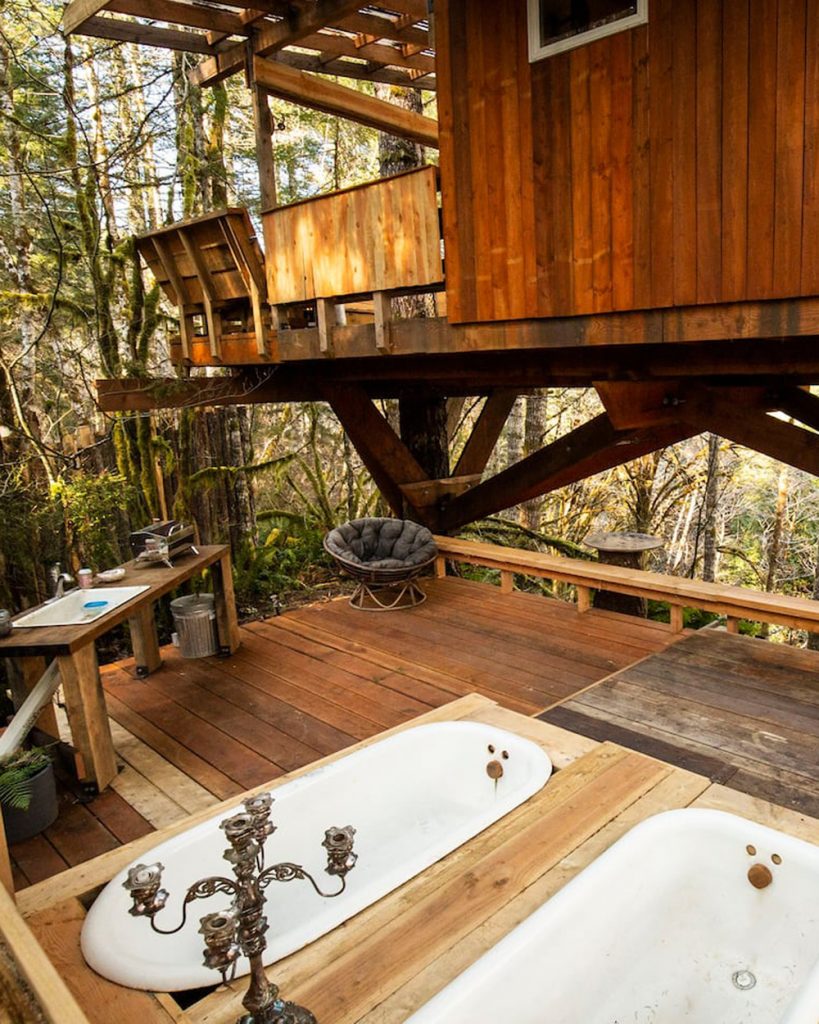 20 Magical Oregon Treehouses You Can Rent - Renee Roaming