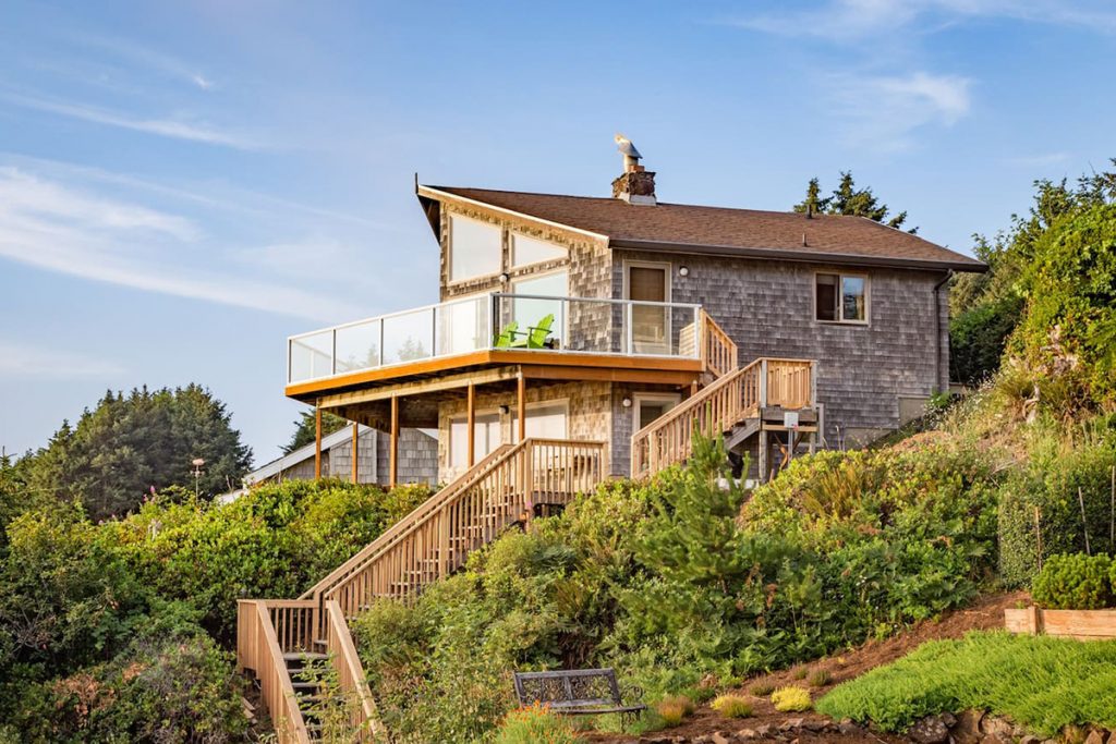 30 Dreamy Oregon Cabins You Can Rent - Renee Roaming