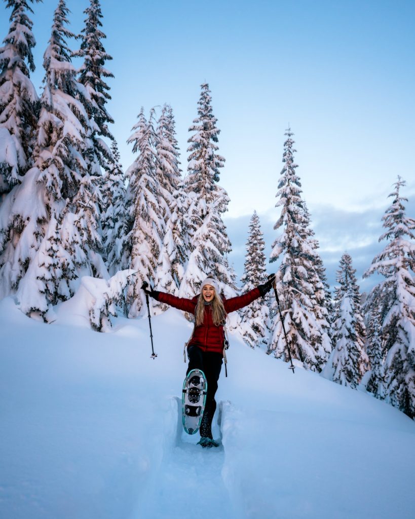 Snowshoeing Tips For Beginners How To Snowshoe For The First Time