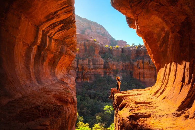 6 Incredible Sedona Hikes To Add To Your Bucket List - Renee Roaming