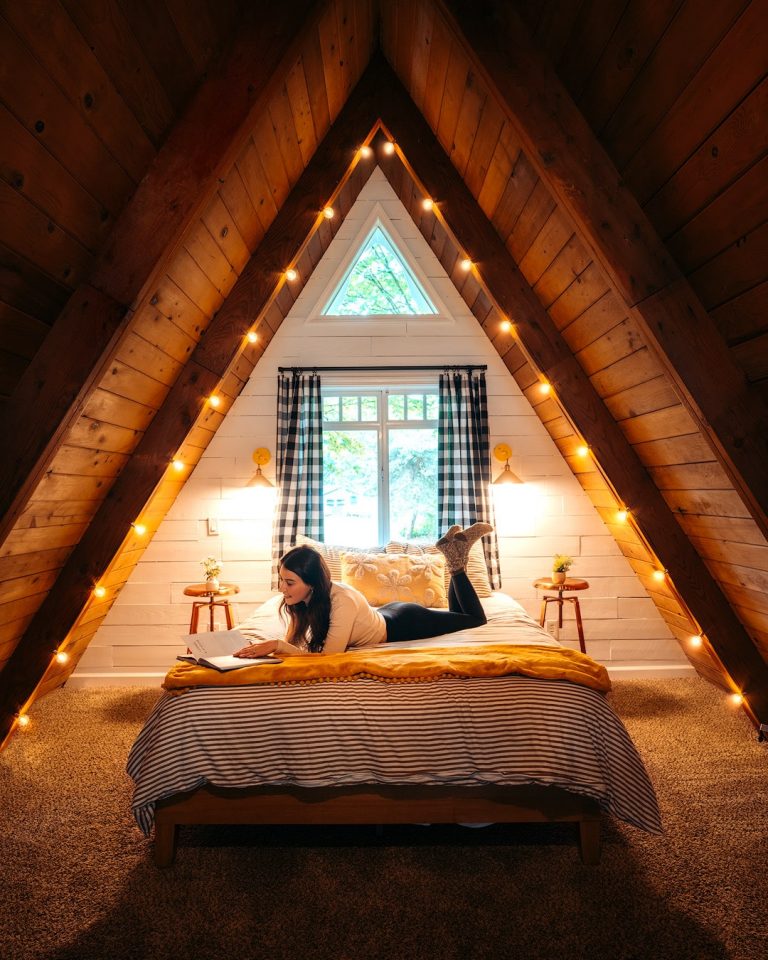 How to Plan the Most Magical Reading Retreat - Renee Roaming