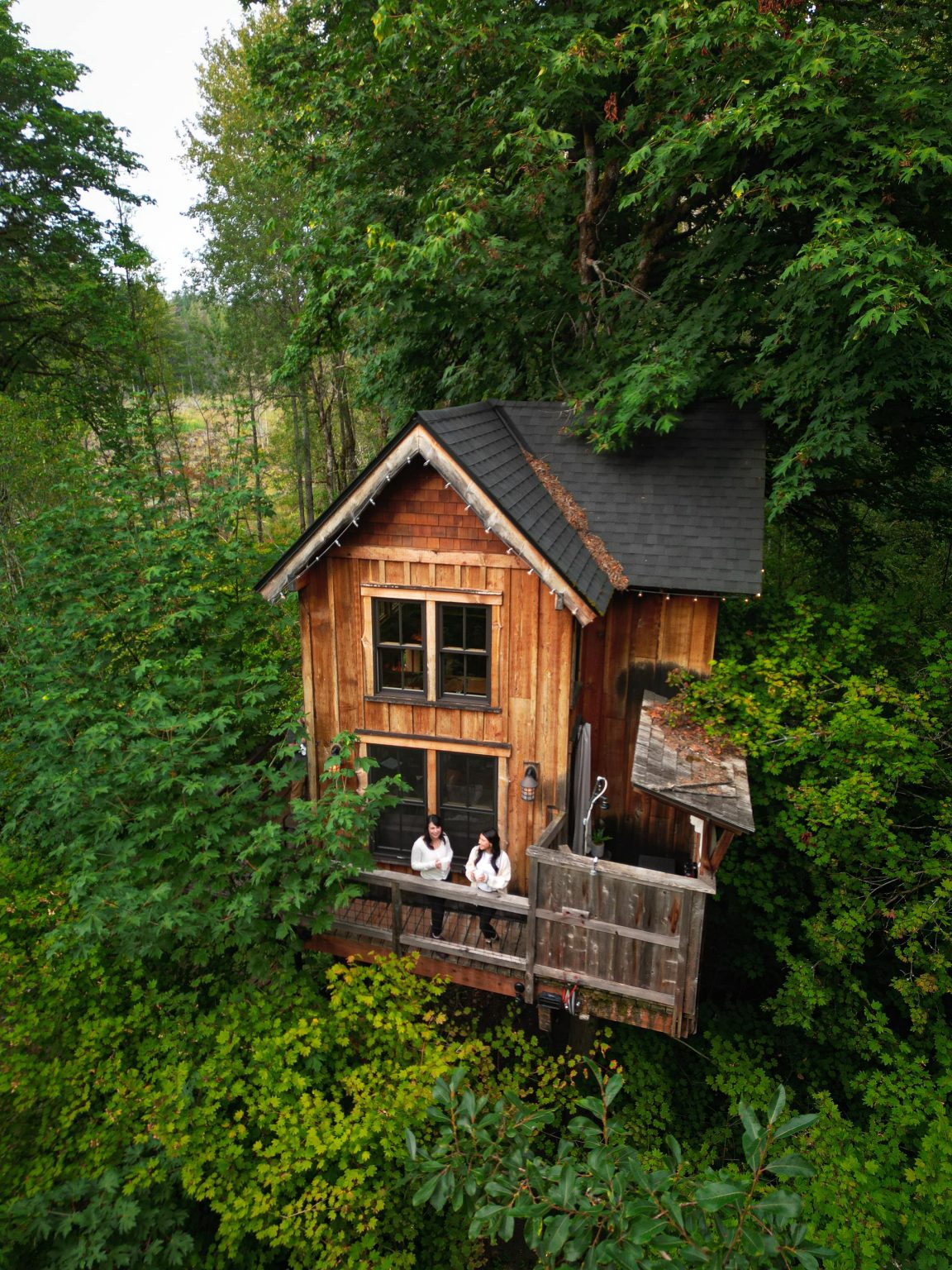How to Plan the Most Magical Reading Retreat - Renee Roaming